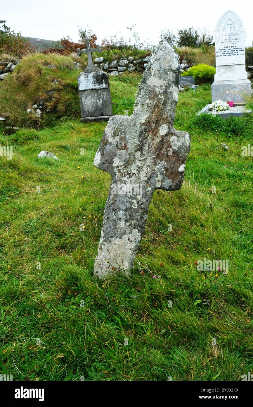 Medieval church graveyard ireland hi-res stock photography and images ...
