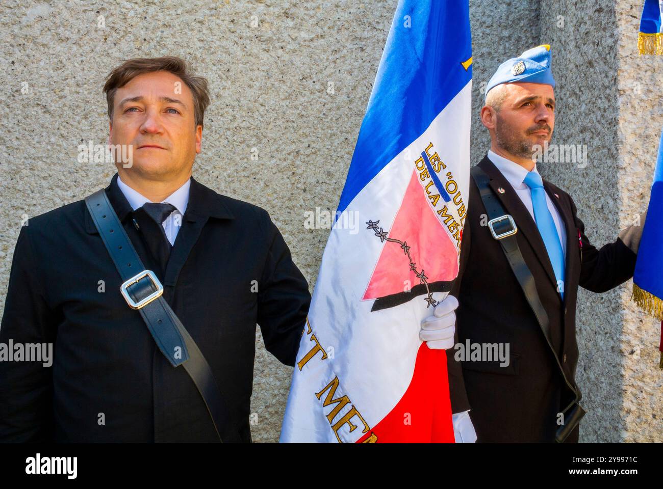 Ngo triangle hi-res stock photography and images - Alamy