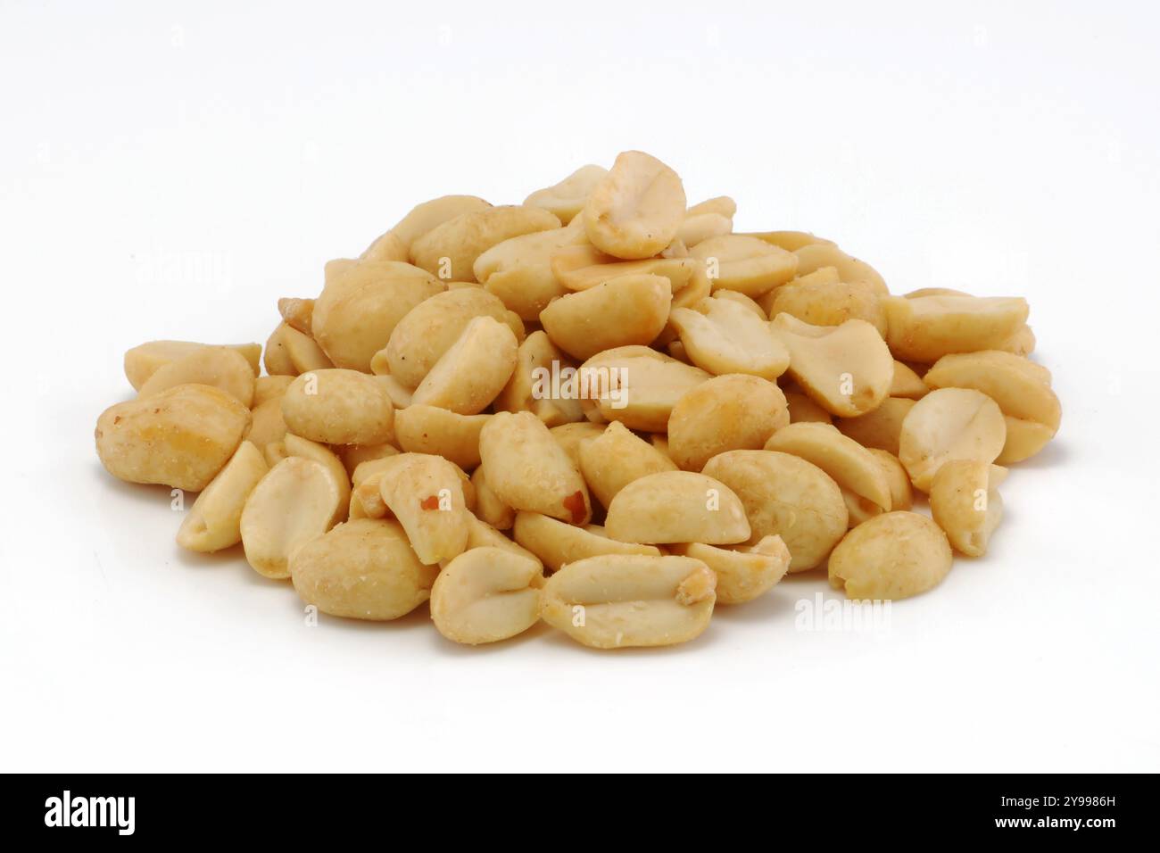 Roasted peanuts group isolated on white Stock Photo - Alamy