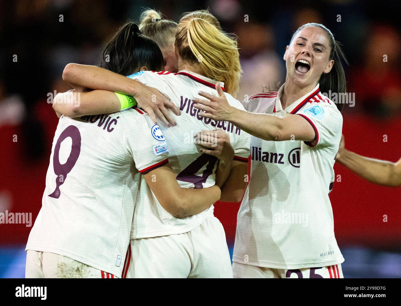 Sarah hoppe hi-res stock photography and images - Alamy