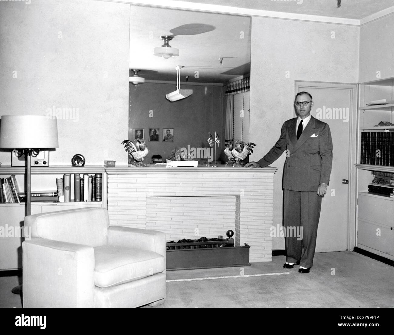 Oscar Winning Set Decorator THOMAS LITTLE in 1944 in his office at ...