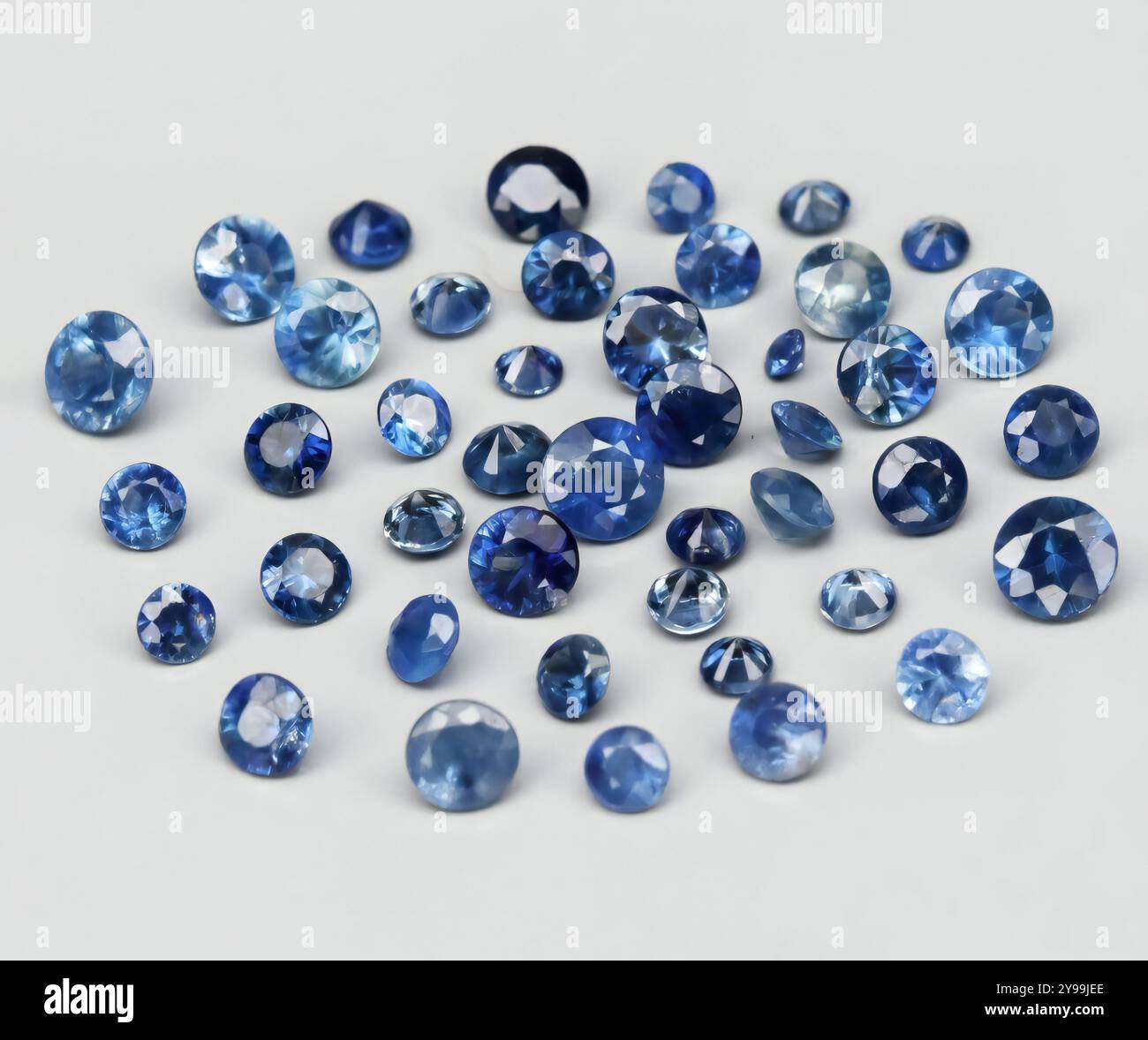 Blue gemstones hi-res stock photography and images - Alamy
