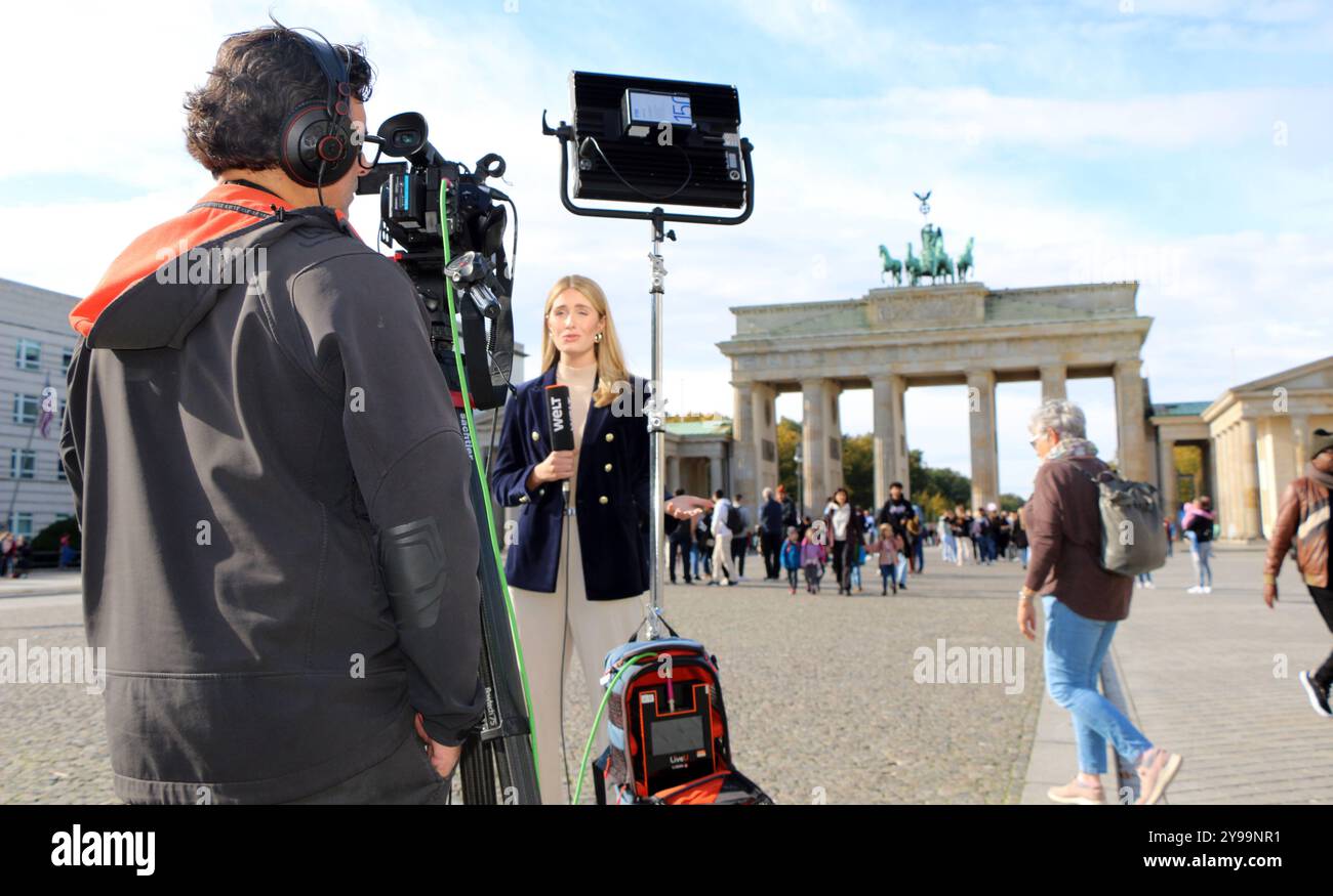 9.10.2024: Berlin: Brandenburger Tor: Greta Wagener Reporterin Die Welt ...