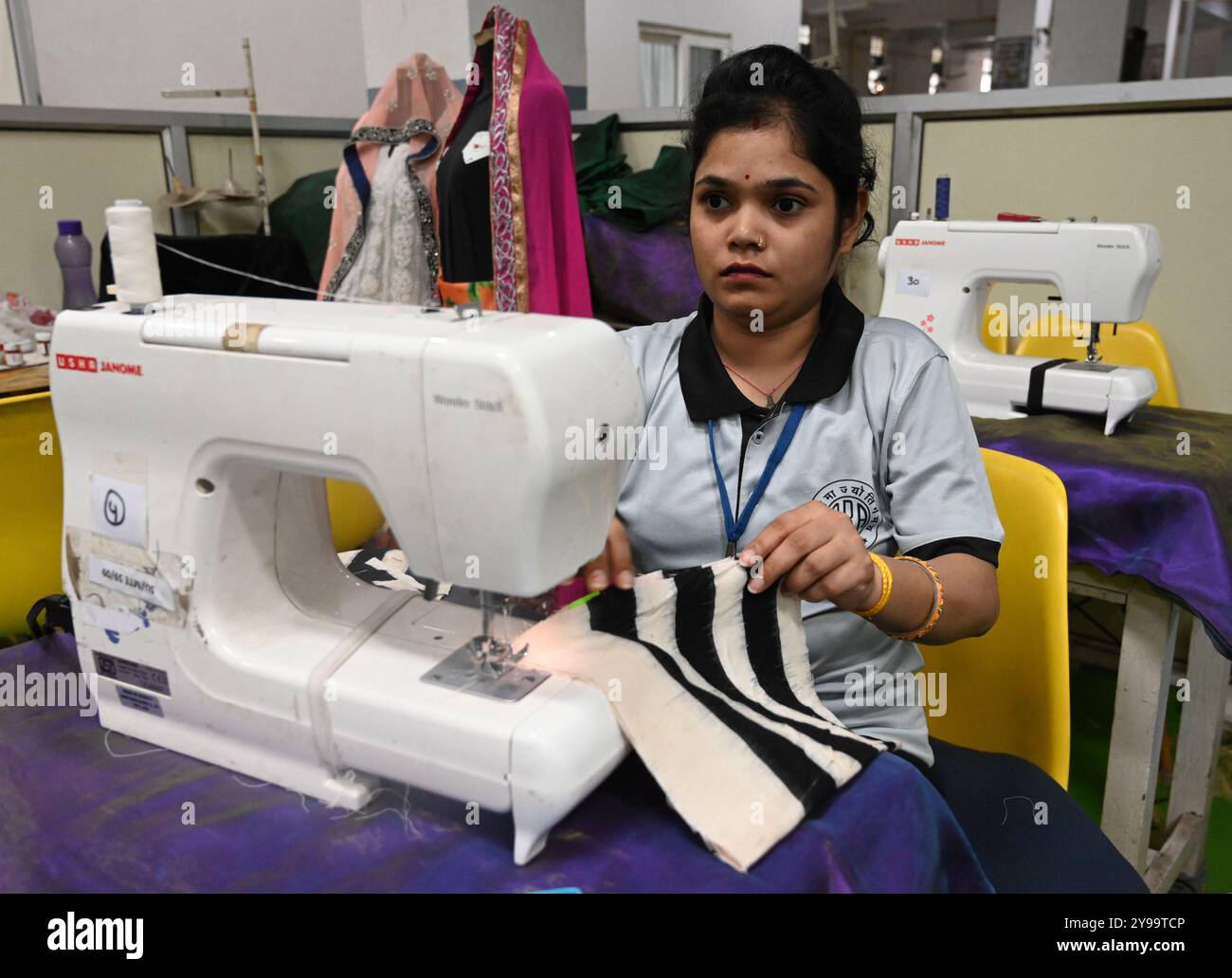 Packaging for visually impaired hi-res stock photography and images - Alamy