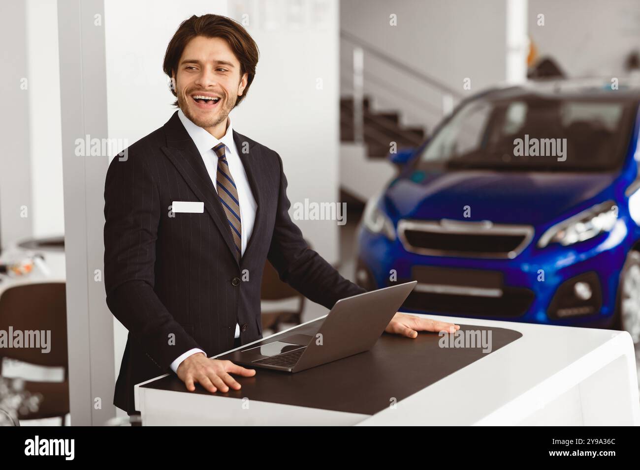 Car sales manager dealership hi-res stock photography and images - Alamy