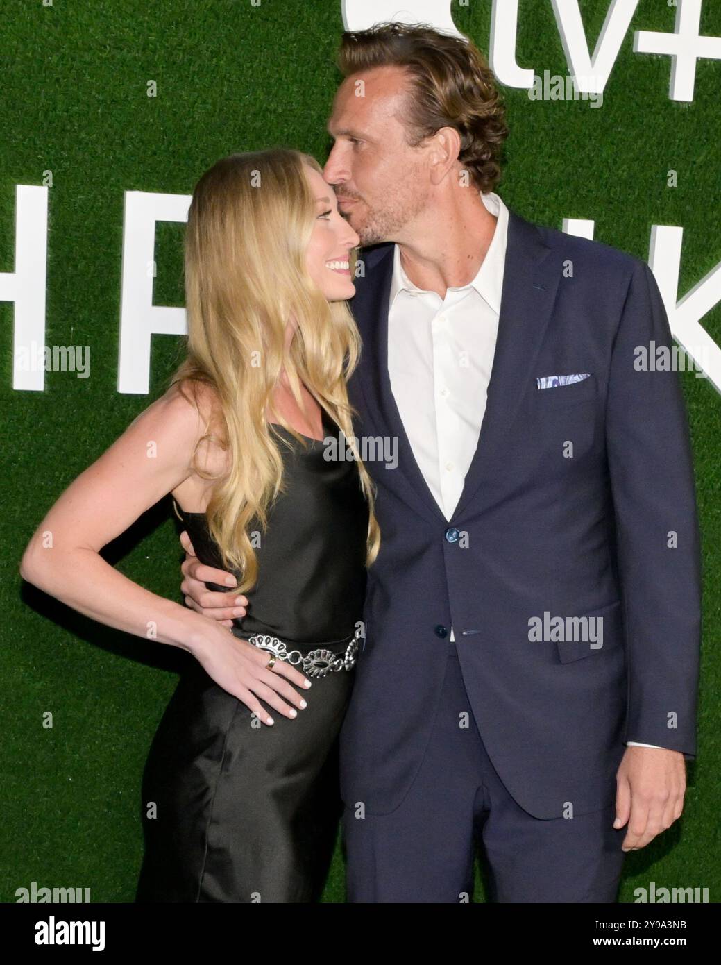 Beverly Hills, California, USA. 08th Oct, 2024. Kayla Radomski and ...