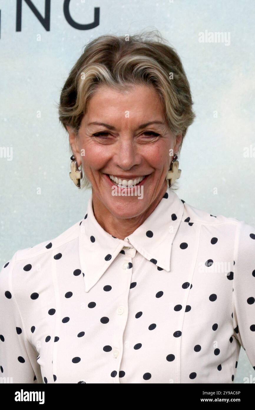 LOS ANGELES - OCT 8: Wendie Malick at the Shrinking Season 2 Premiere ...