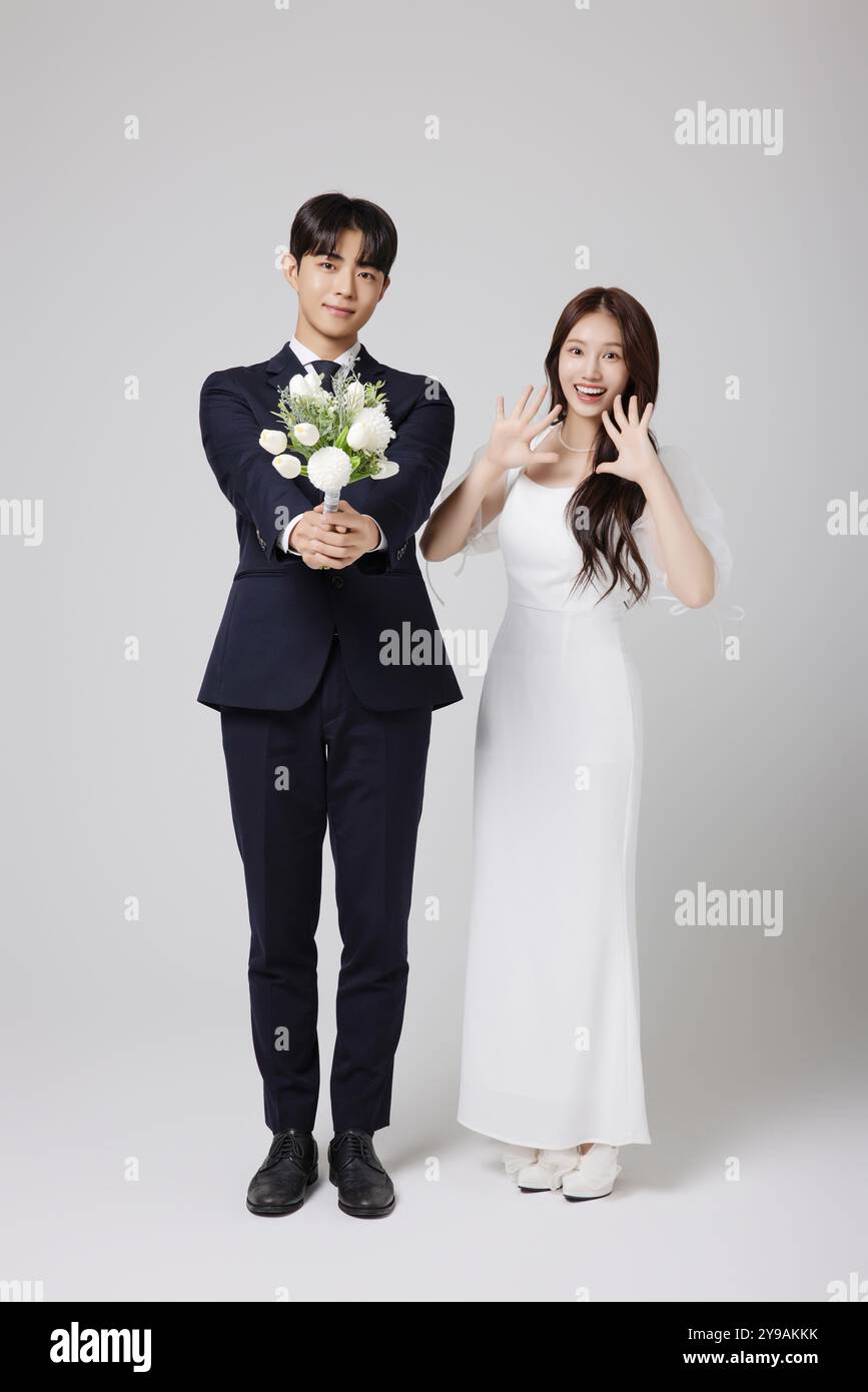 A beautiful couple in their 20s about to get married Stock Photo - Alamy