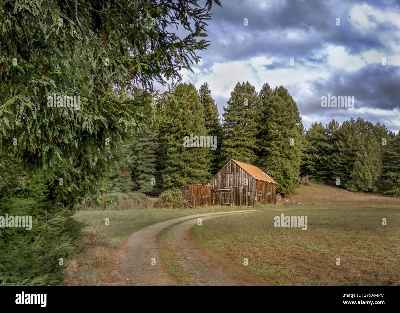 Old barns usa hi-res stock photography and images - Alamy