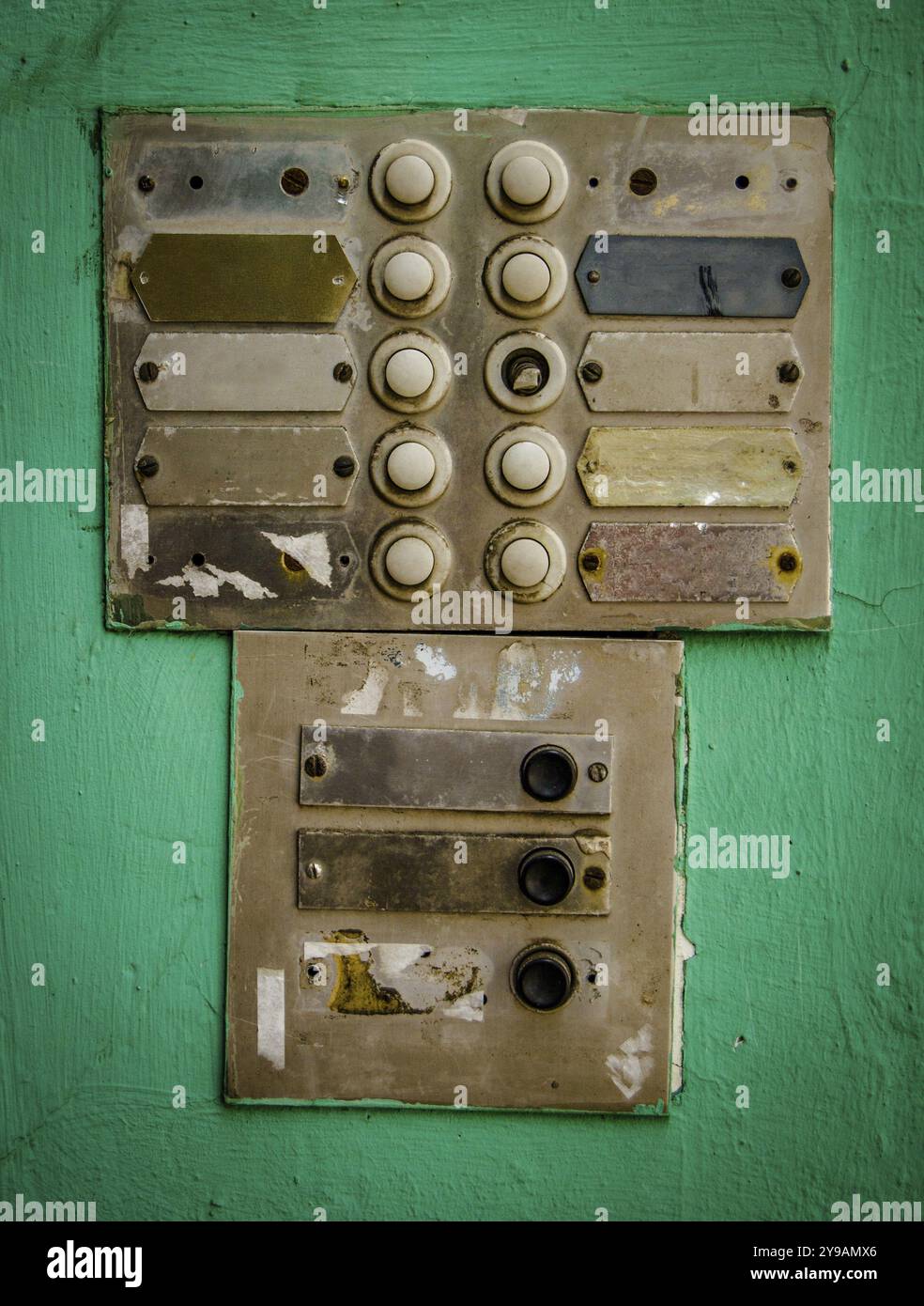 Intercom buzzer hi-res stock photography and images - Alamy