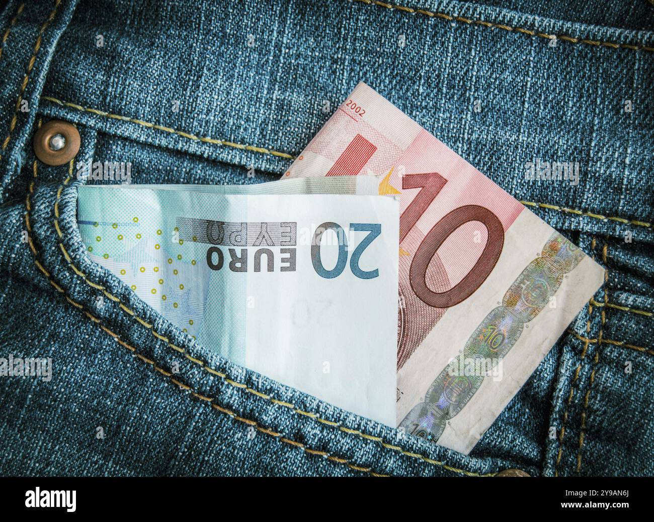 Old money style fashion hi-res stock photography and images - Alamy