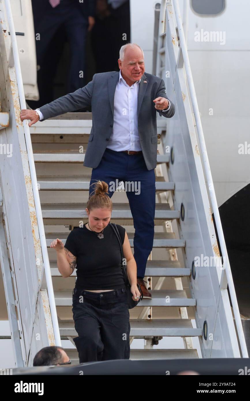 Goleta, California, USA. 6th Oct, 2024. Democratic Vice Presidential ...