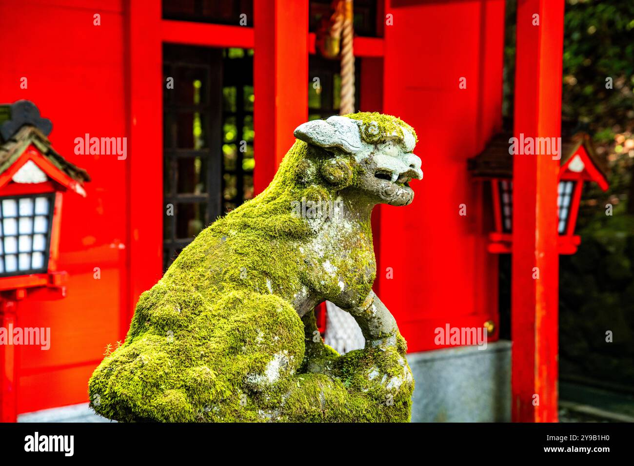 Kuzuryu Shrine Shingu in Hakone, Ashigarashimo, Kanagawa, Japan Stock ...