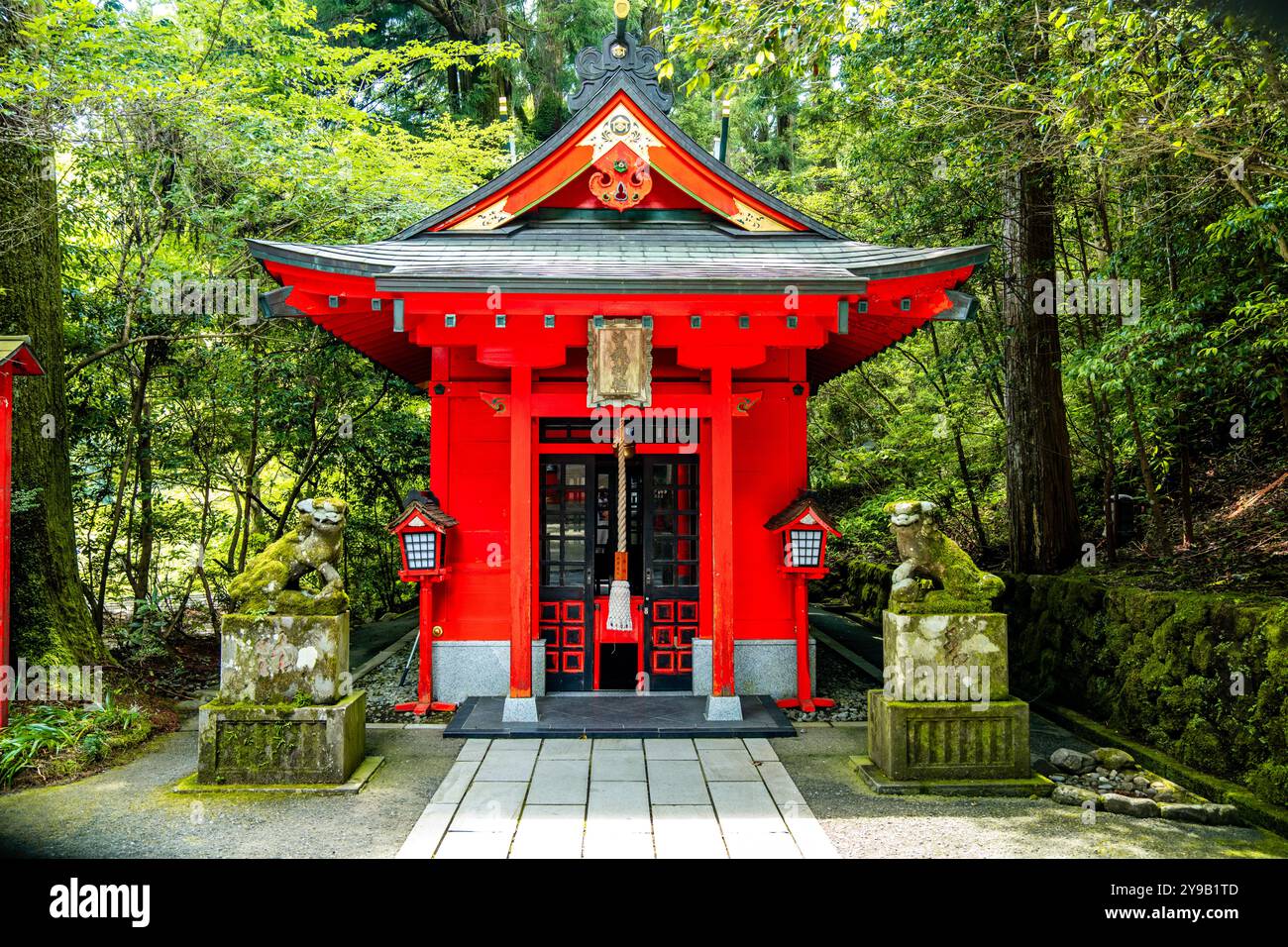 Kuzuryu Shrine Shingu in Hakone, Ashigarashimo, Kanagawa, Japan Stock ...