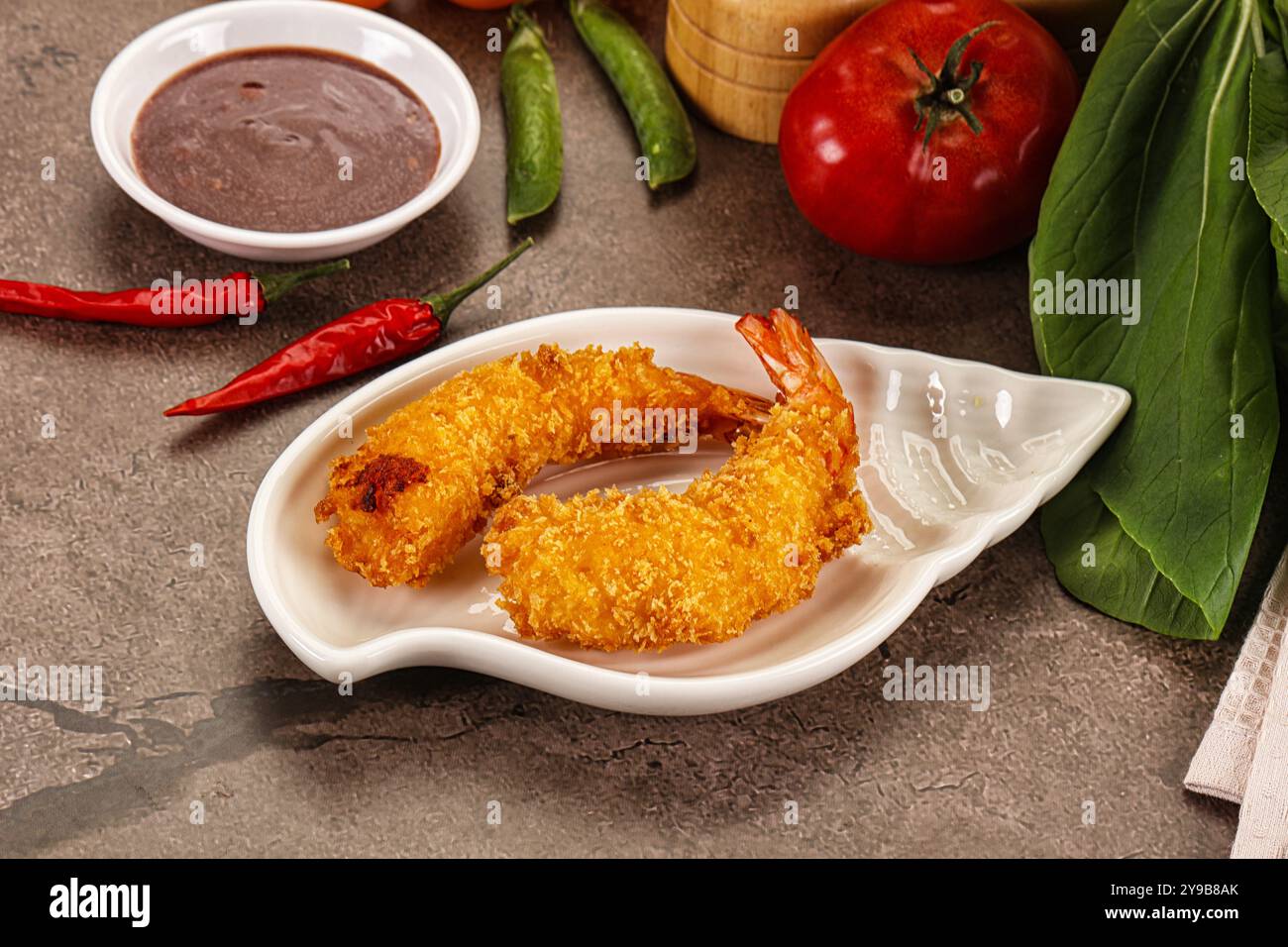 Crispy breaded golden fried prawns with sauce Stock Photo - Alamy