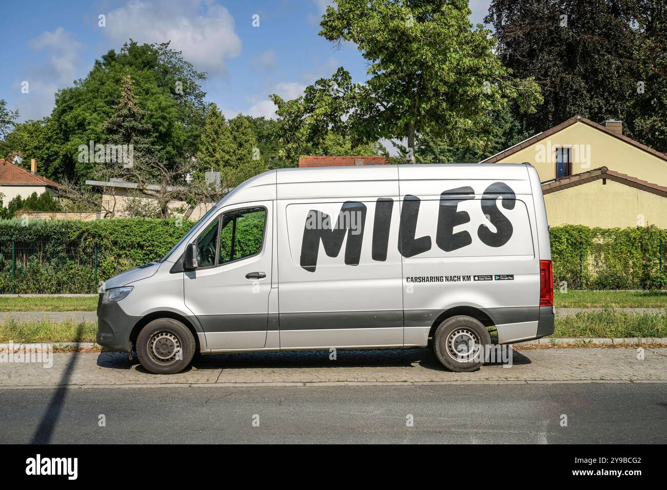 Transporter Miles Leihfahrzeug, Berlin, Deutschland *** Transporter ...
