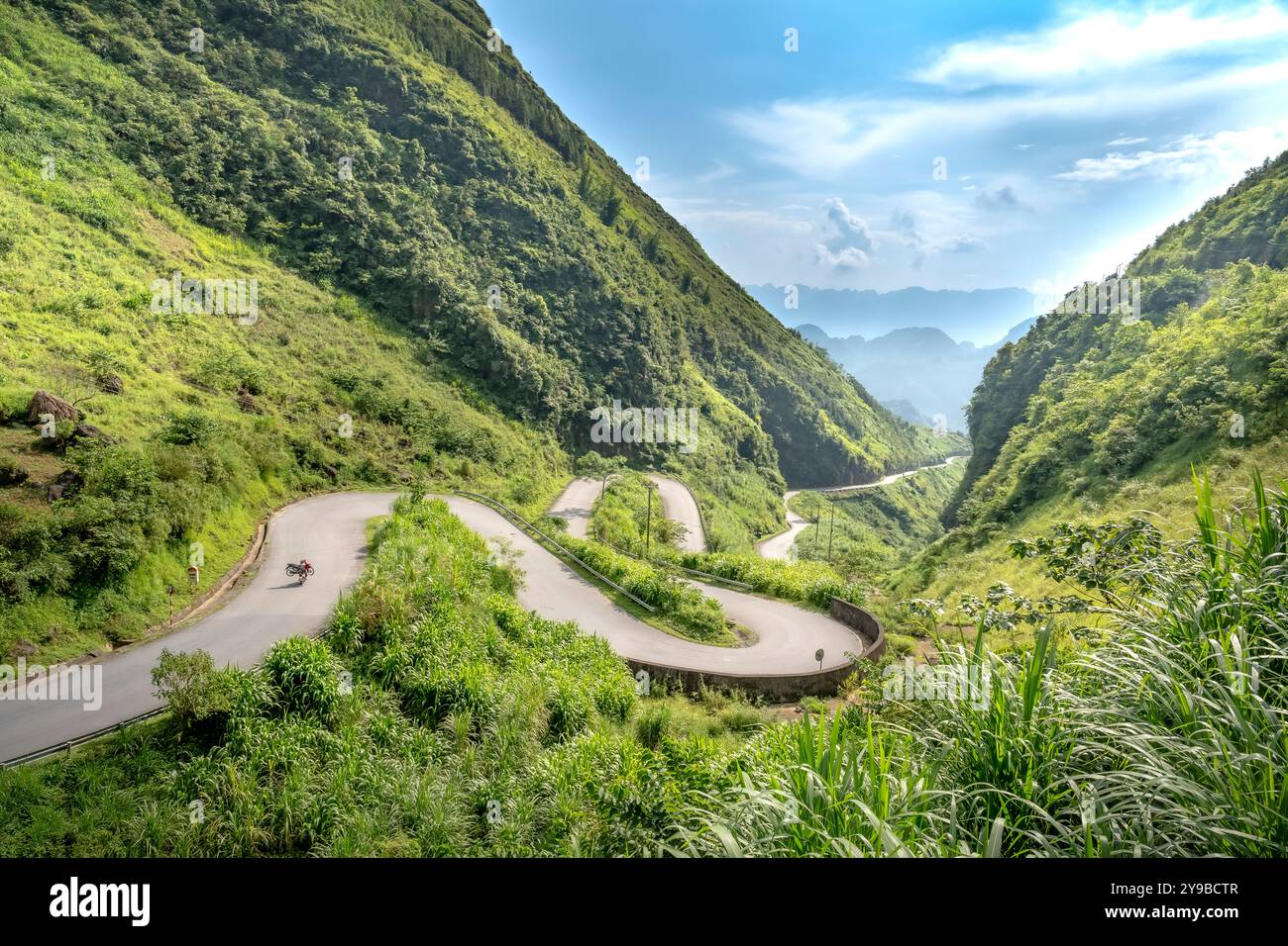 Tham ma pass hi-res stock photography and images - Alamy