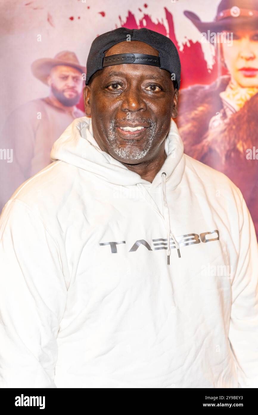Tae bo billy blanks hi-res stock photography and images - Alamy