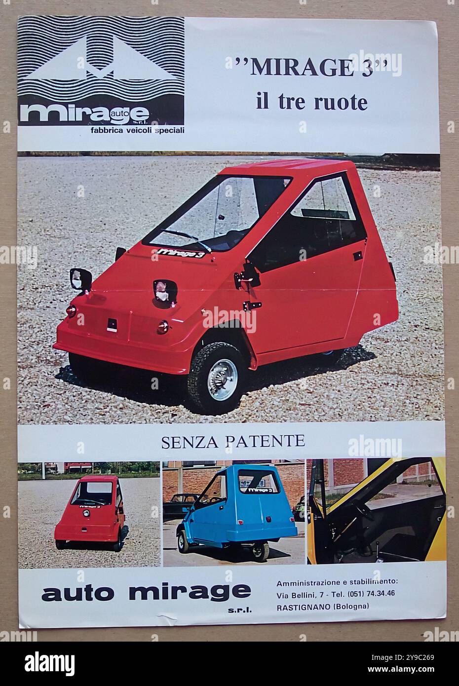 Auto Mirage 3 - Vintage press car advertising Stock Photo - Alamy