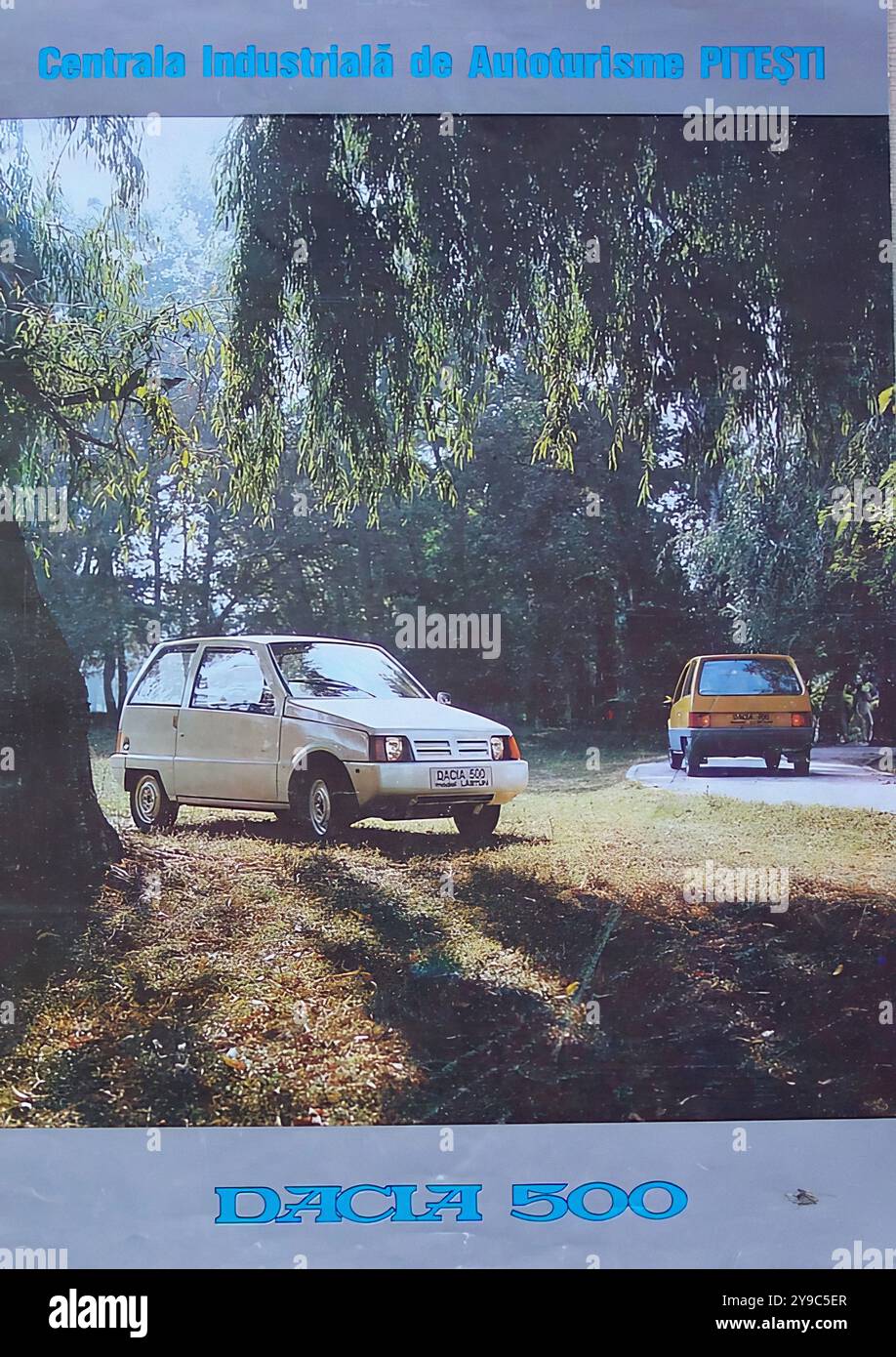 Dacia 500 - Vintage press car advertising Stock Photo - Alamy