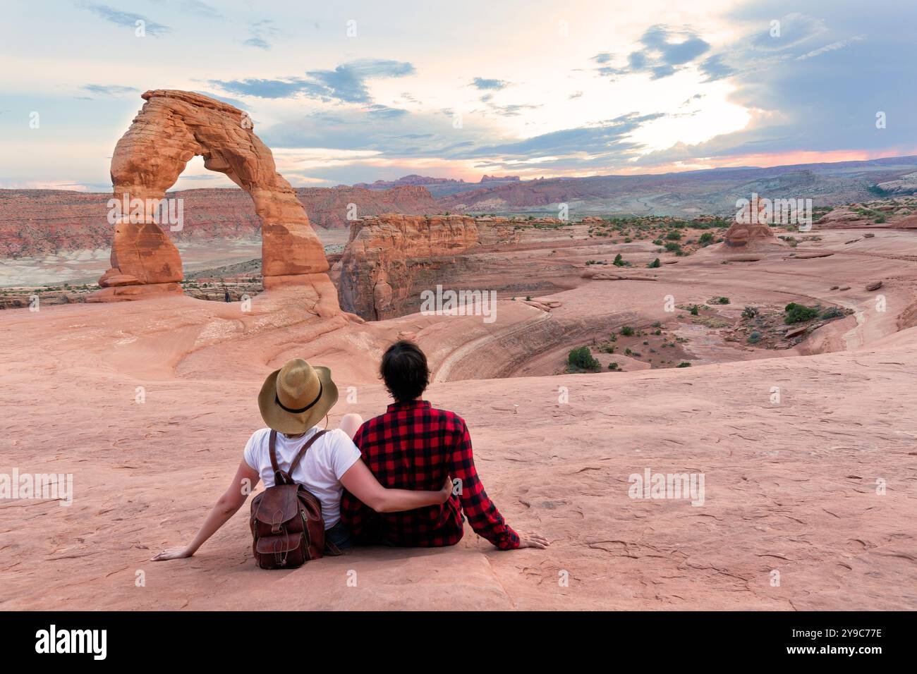 Utah tourist arche national park hi-res stock photography and images ...