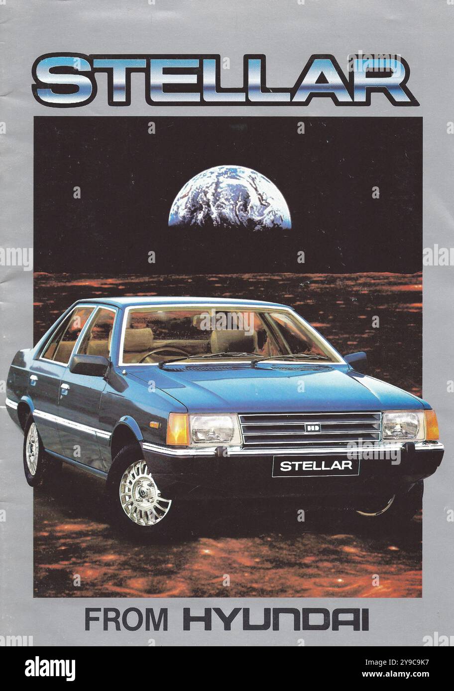 Hyundai 1985 - Vintage press car advertising Stock Photo - Alamy
