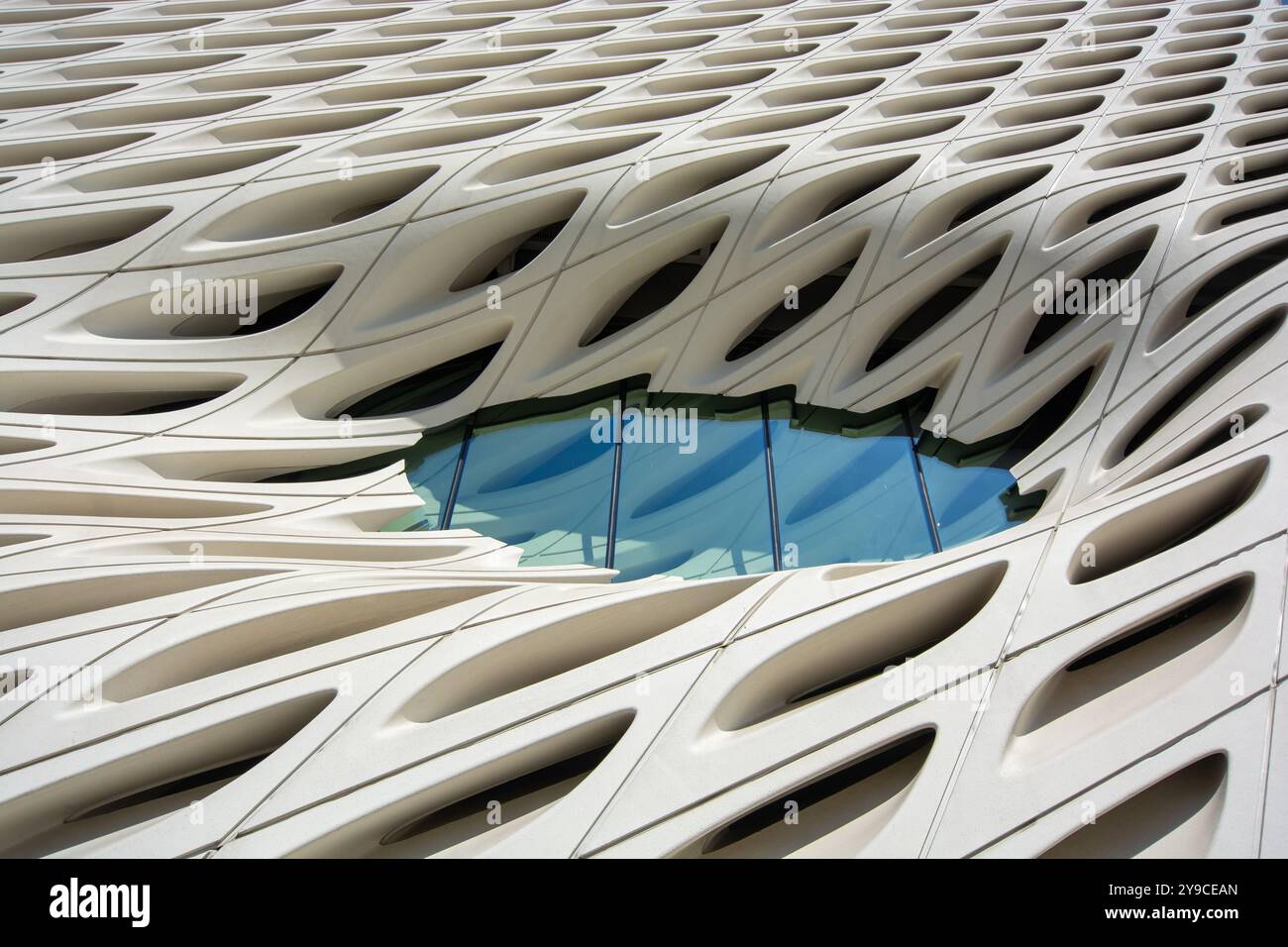 broad museum front facade los angeles, minimalism, structure Stock ...