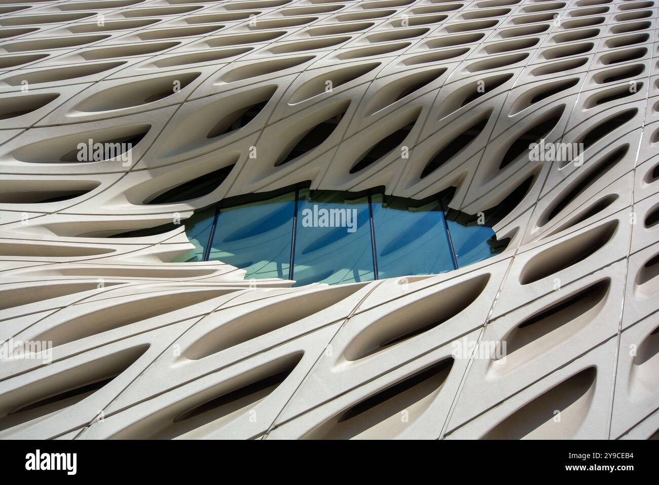 broad museum front facade los angeles, minimalism, structure Stock ...