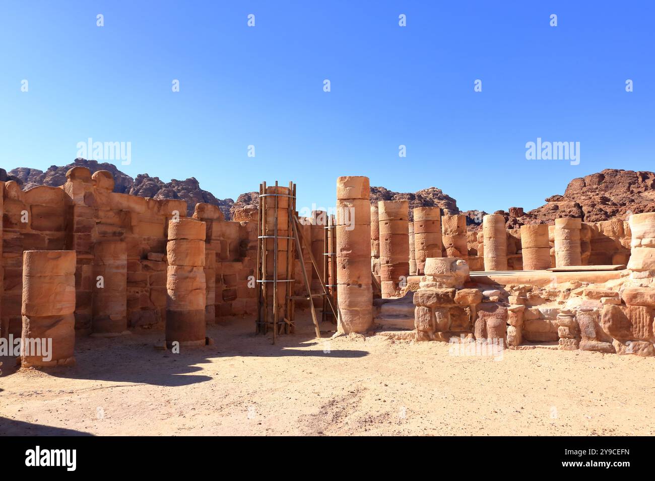 individual Stones and Columns in Petra in Jordan Stock Photo - Alamy