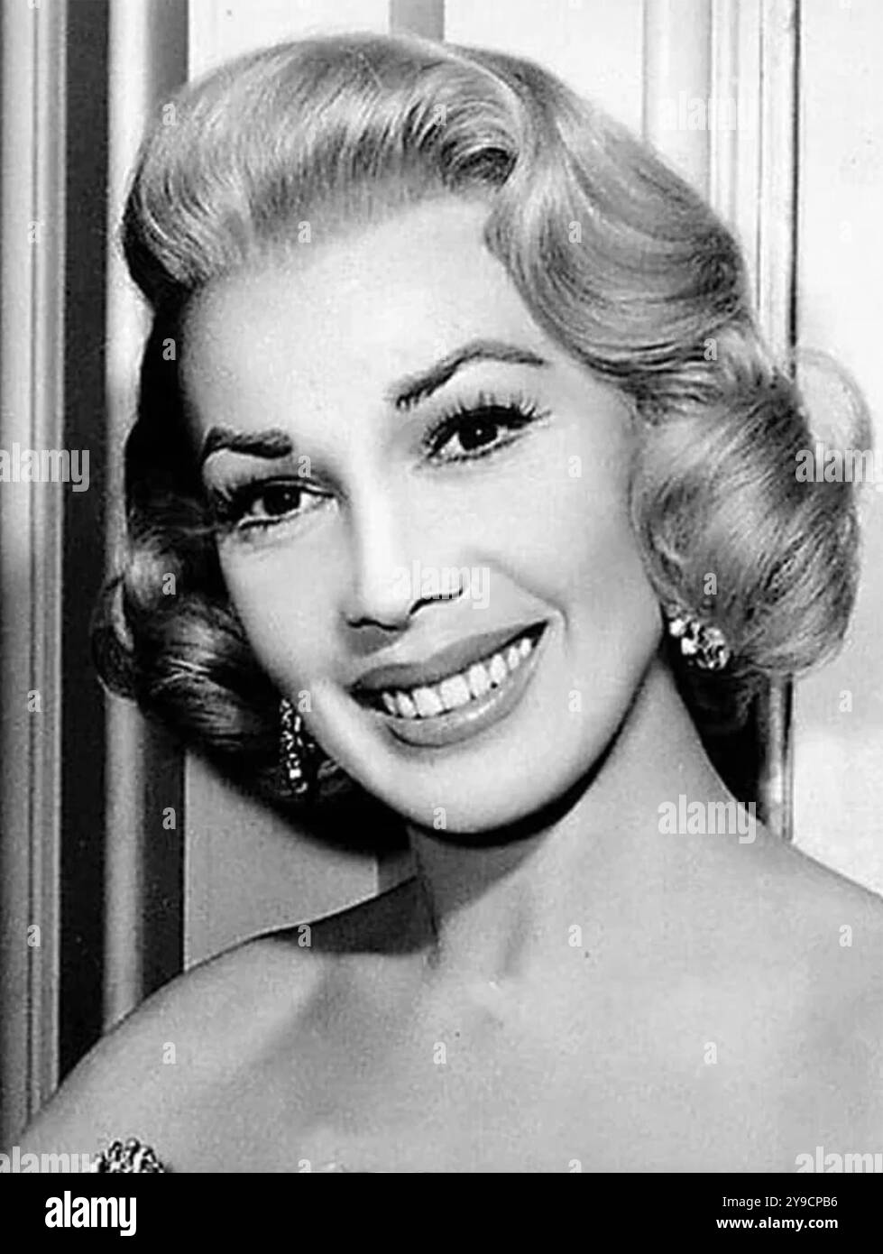 DOLORES GRAY (1924-2002) American film actress and singer about 1958 Stock Photo - Alamy