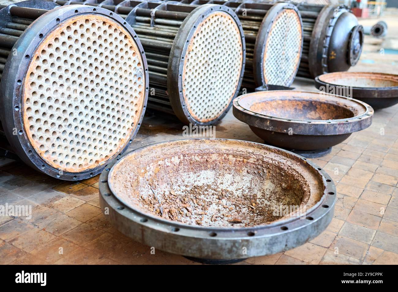 Corrosion, refinery heat exchangers chiller tubes with flange system ...