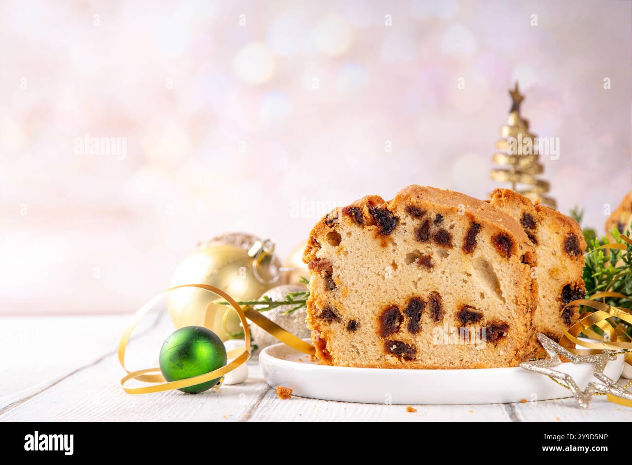 Homemade Christmas dried fruit cake with raisins and cranberry, on ...