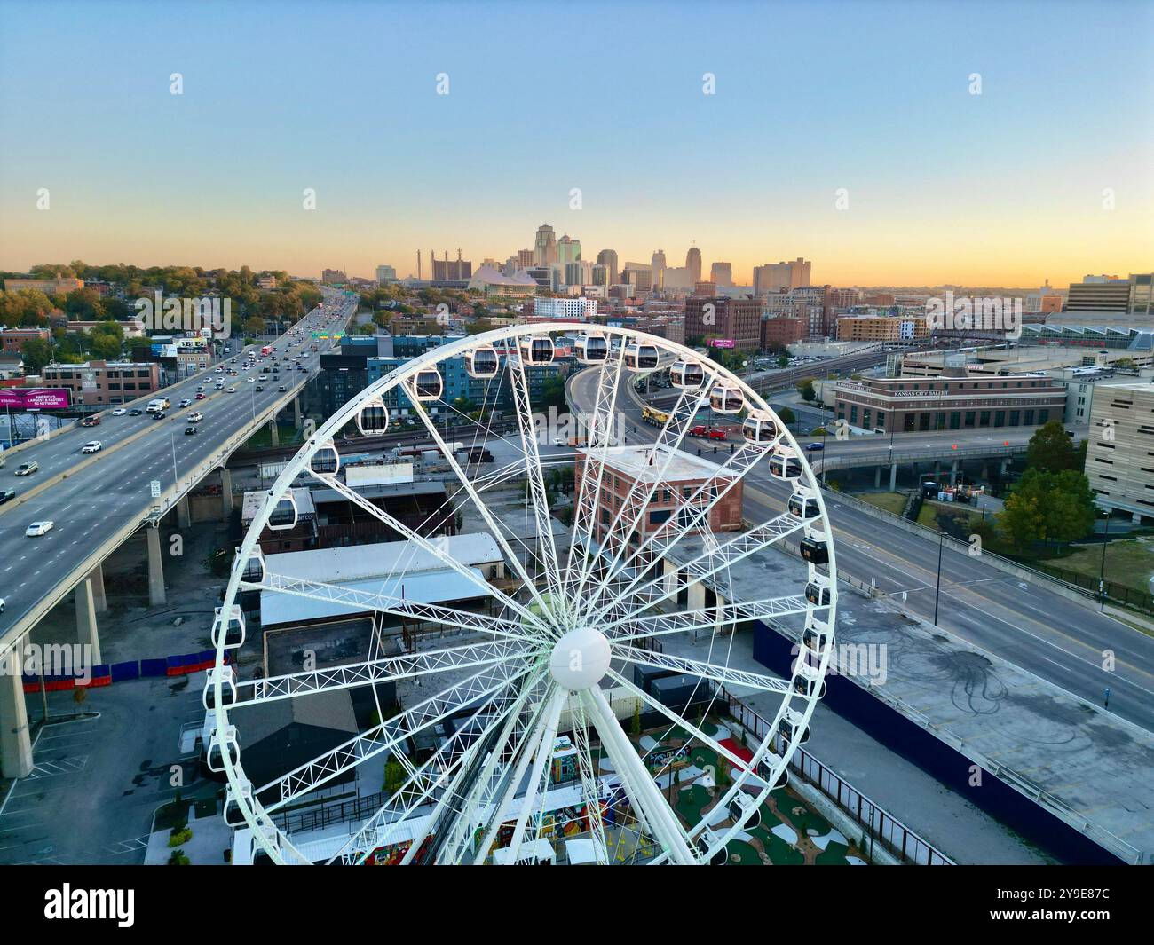 Aerial view city ferris wheel hi-res stock photography and images - Alamy