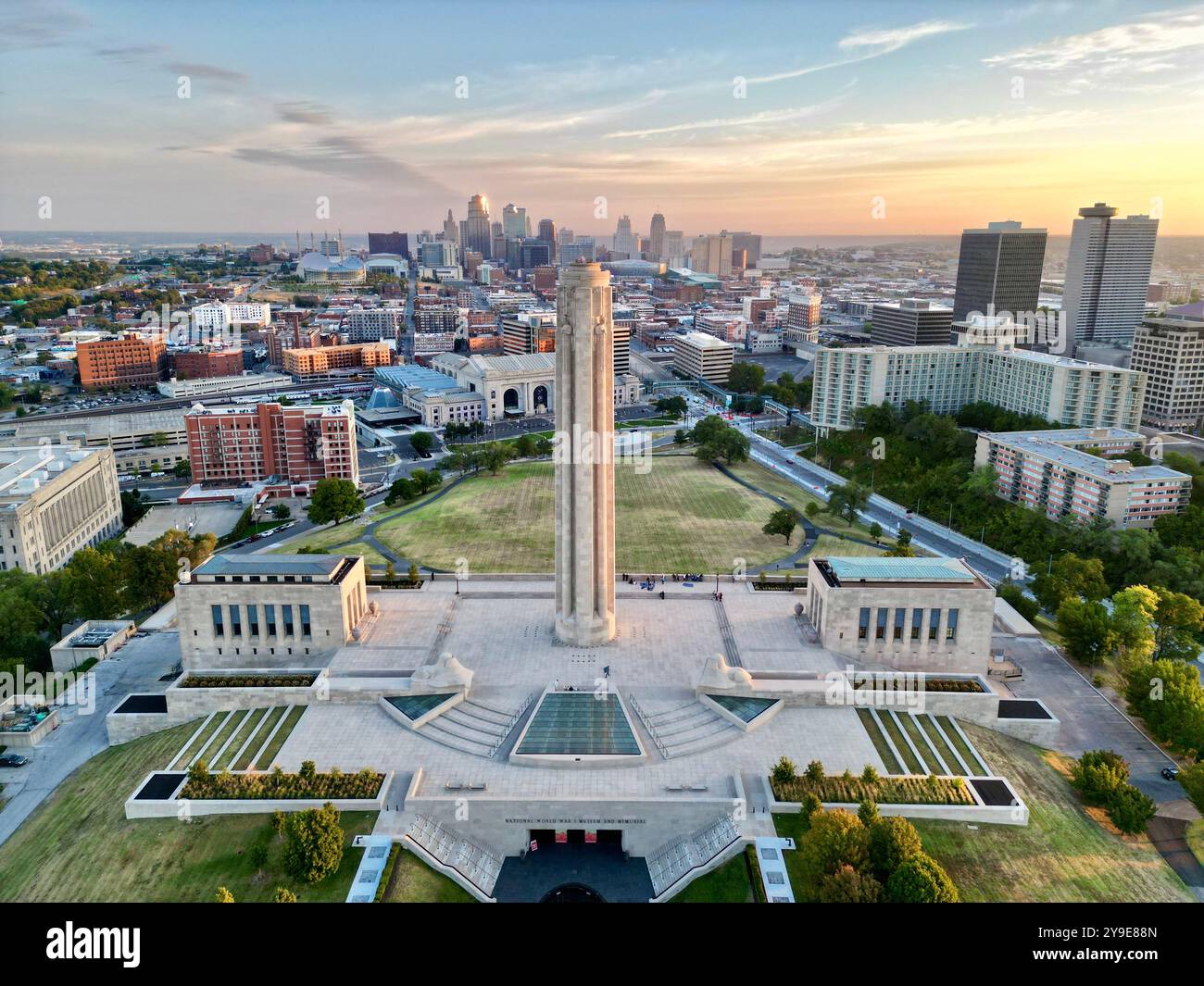 high up perspective of kansas city skyline Stock Photo - Alamy