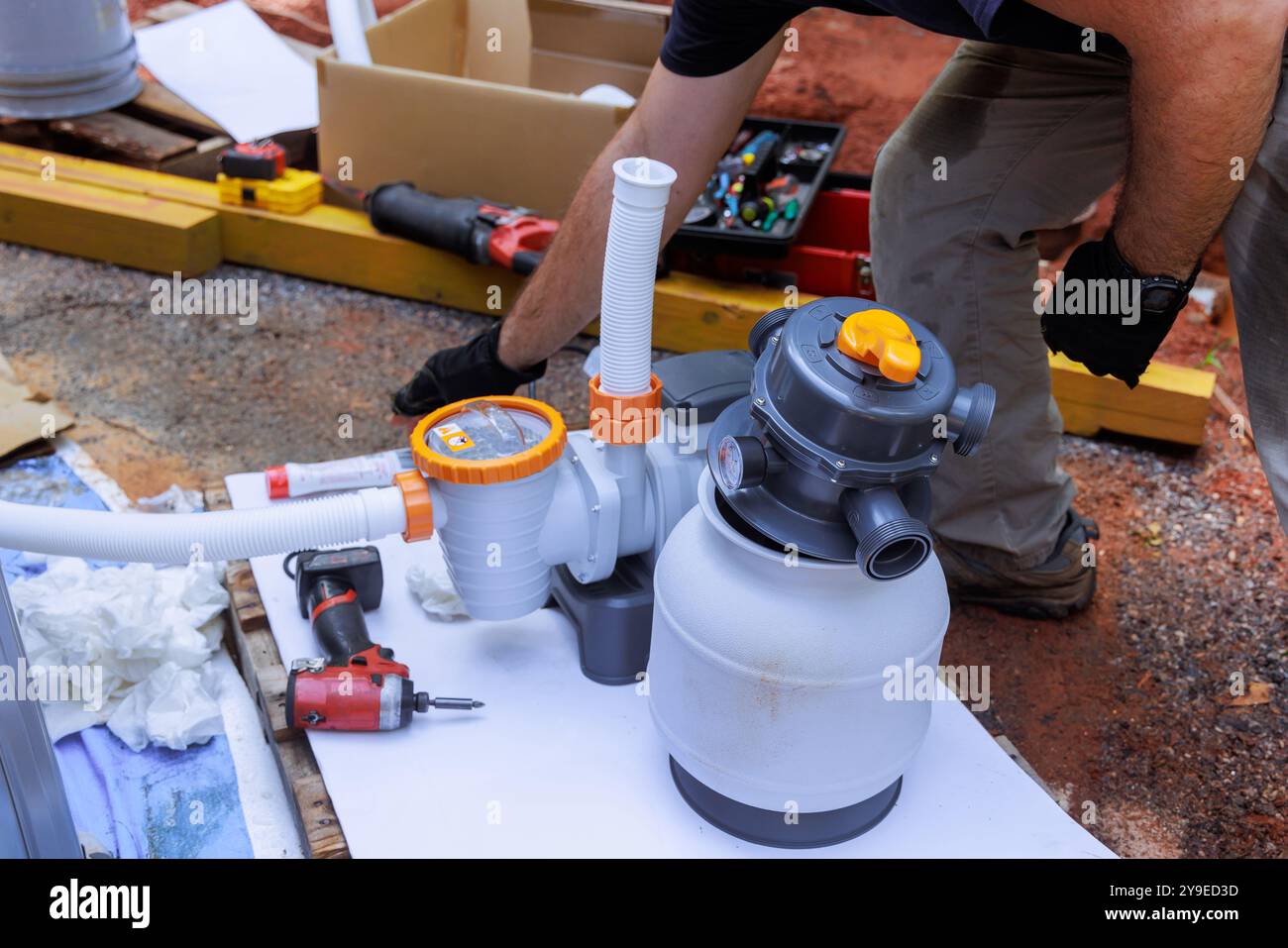 Pool filter lifespan hi-res stock photography and images - Alamy