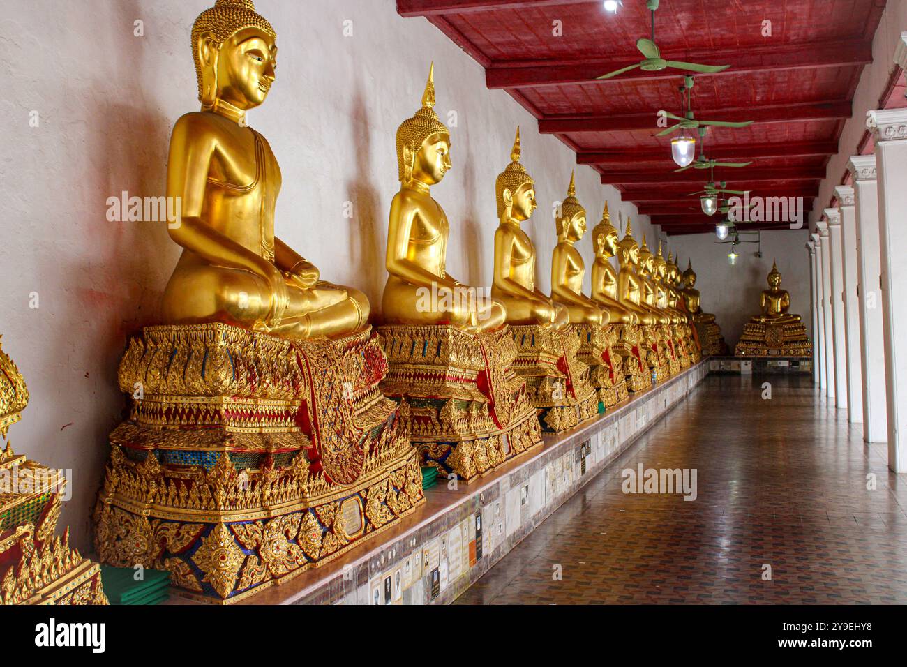 Bangkok. Wat Mahathat Yuwaratrangsarit, a Buddhist temple. It is one of ...