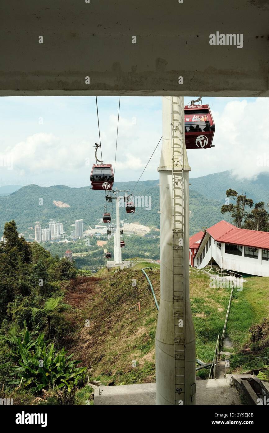 Cable Car in Genting Highlands Malaysia Stock Photo - Alamy