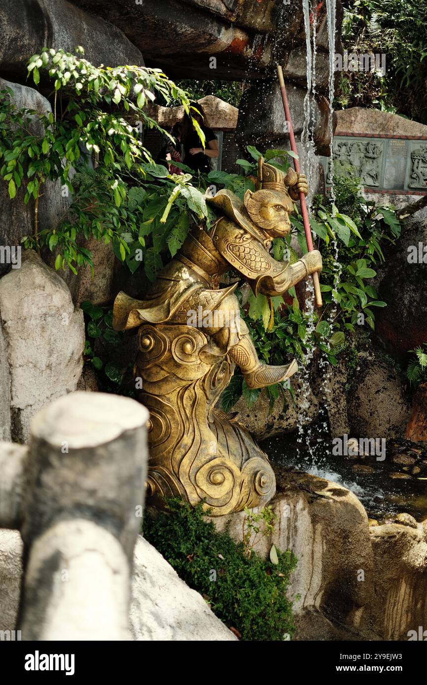 Wukong statue with waterfall in Chin Swee Caves Temple in Genting ...