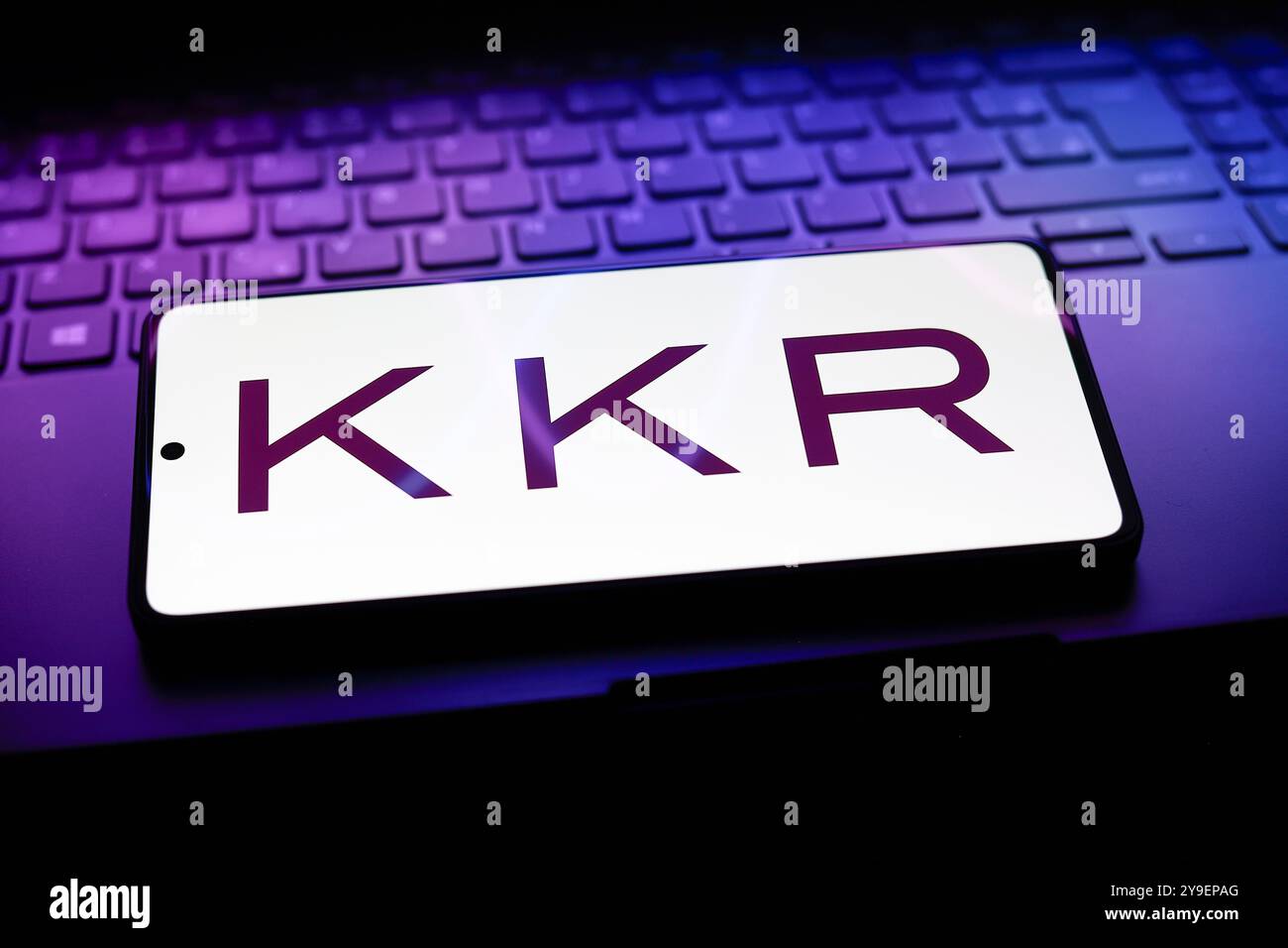 Kkr logos hi-res stock photography and images - Alamy