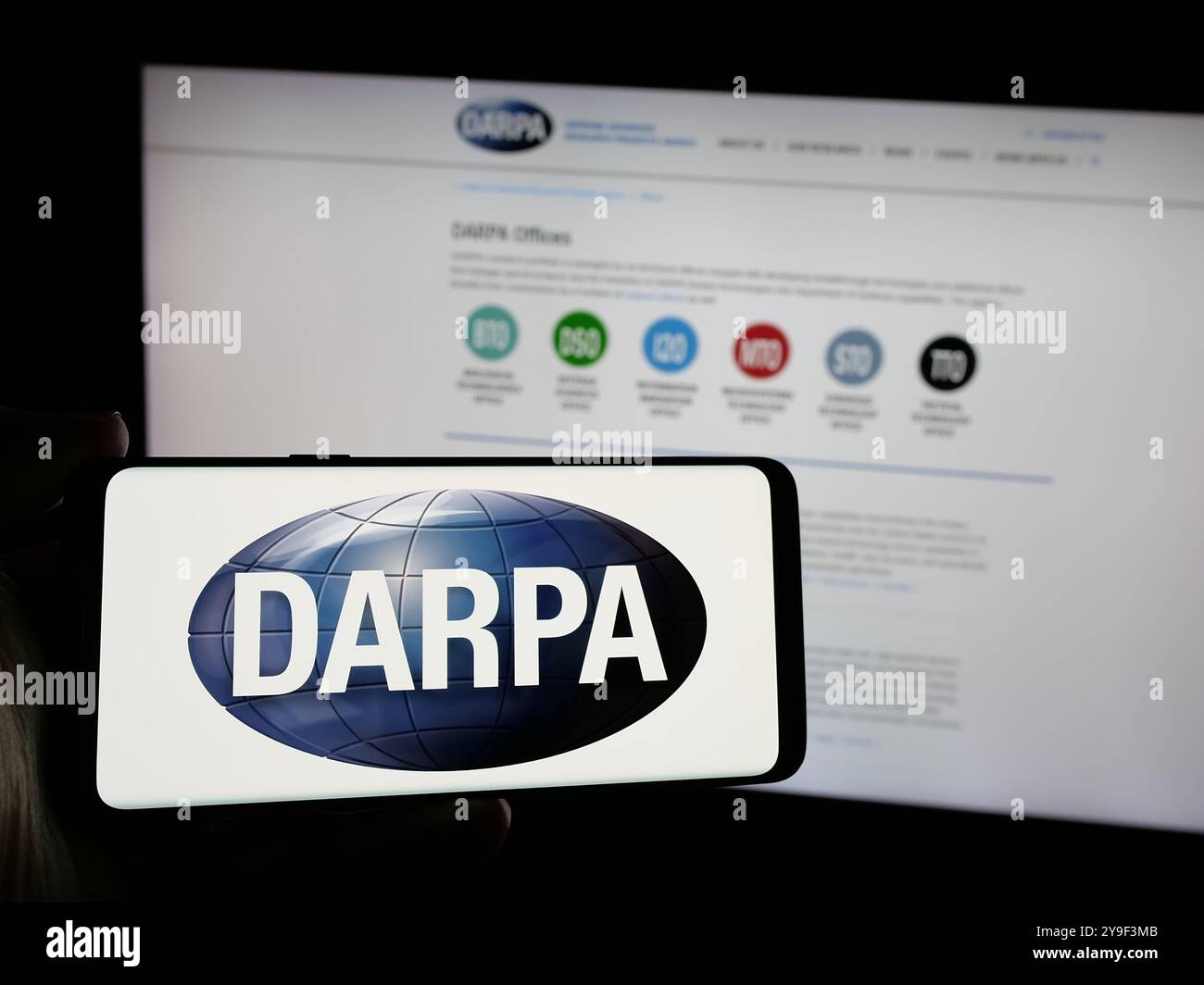 Darpa logo hi-res stock photography and images - Alamy
