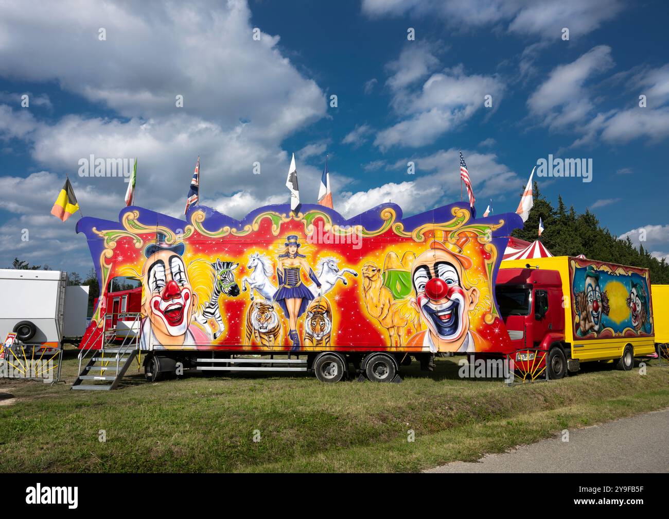 Touring circus vehicles hi-res stock photography and images - Alamy