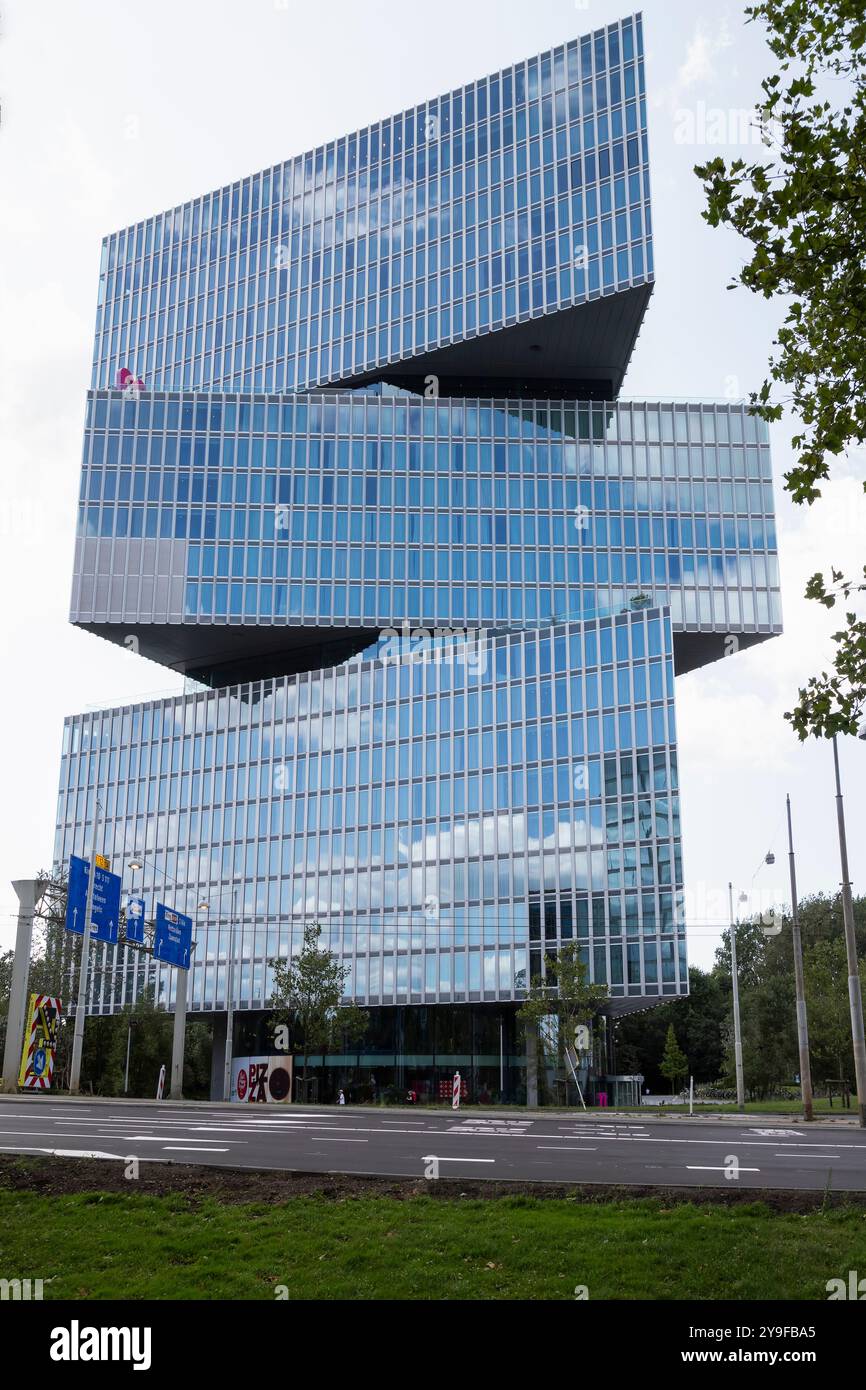Rai triangular hi-res stock photography and images - Alamy