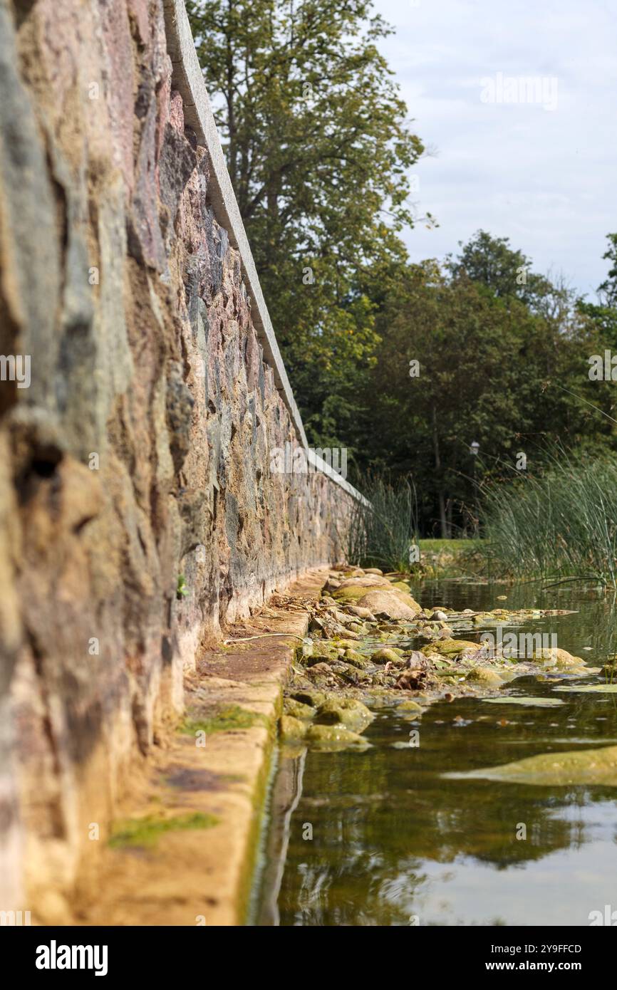 Bridge trees city creek hi-res stock photography and images - Alamy