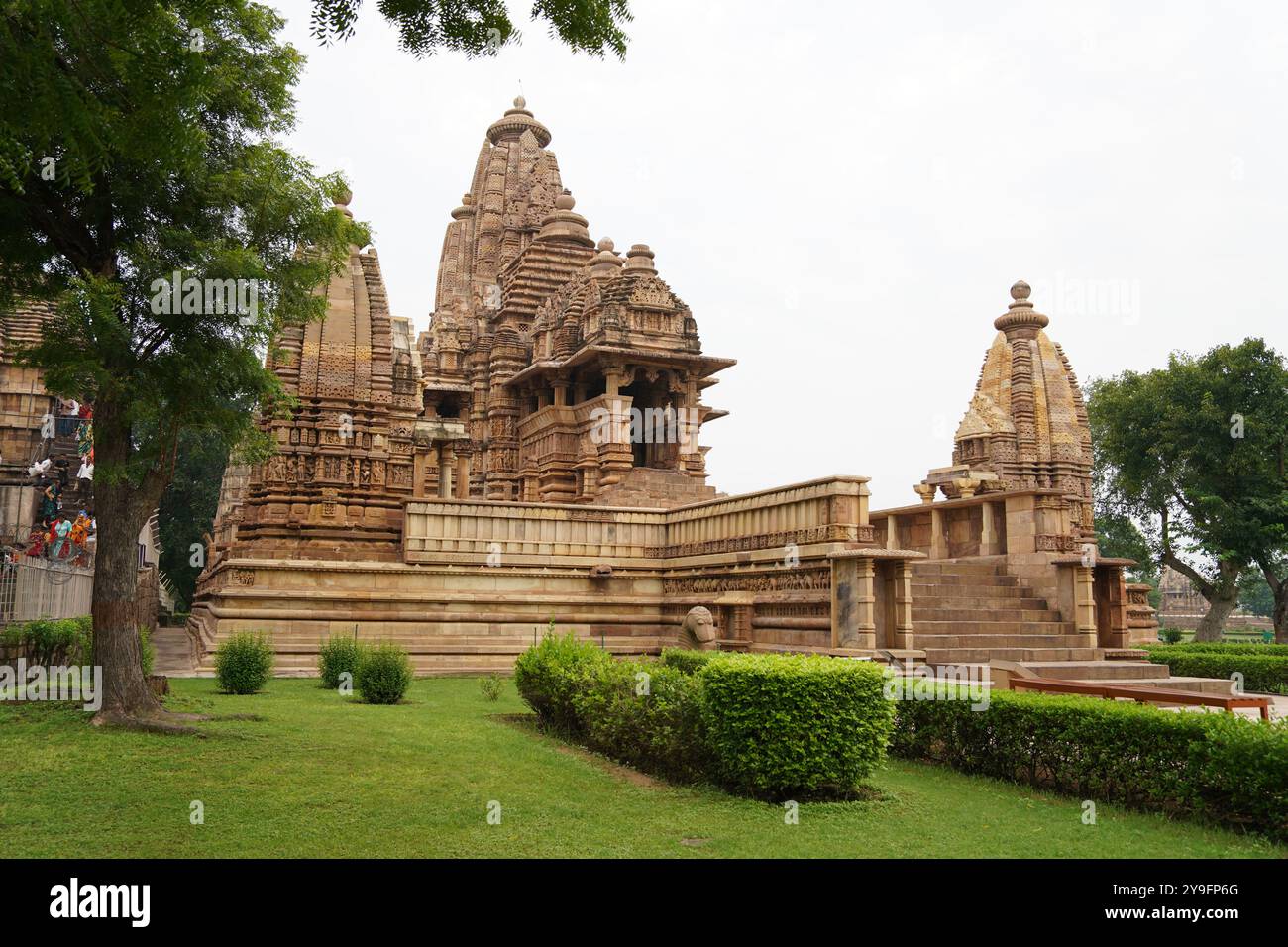 Lakshmana Temple. It is dedicated to the Vaikuntha form of Vishnu ...