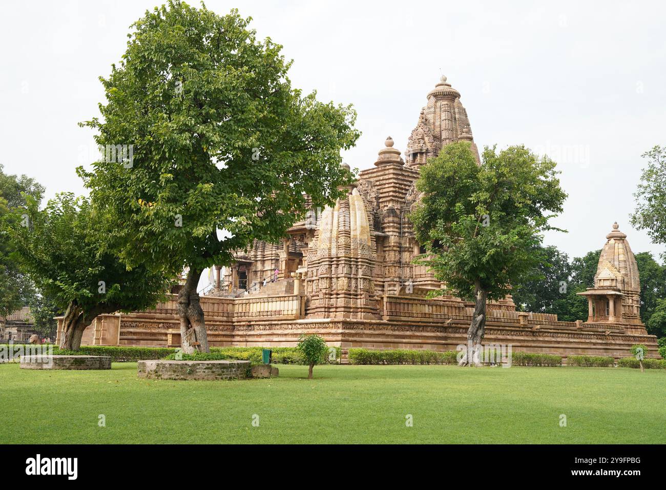 Lakshmana Temple. It is dedicated to the Vaikuntha form of Vishnu ...