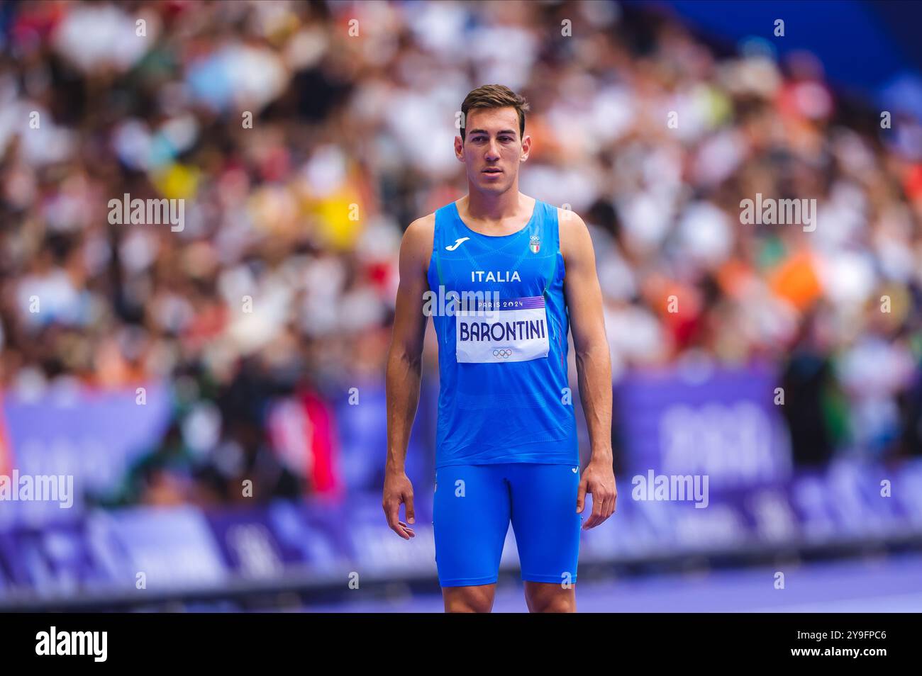 Simone Barontini participating in the 800 meters at the Paris 2024 ...