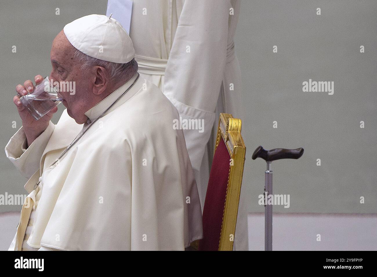 **NO LIBRI** Italy, Rome, Vatican, 2024/10/10.Pope Francis attends the ...
