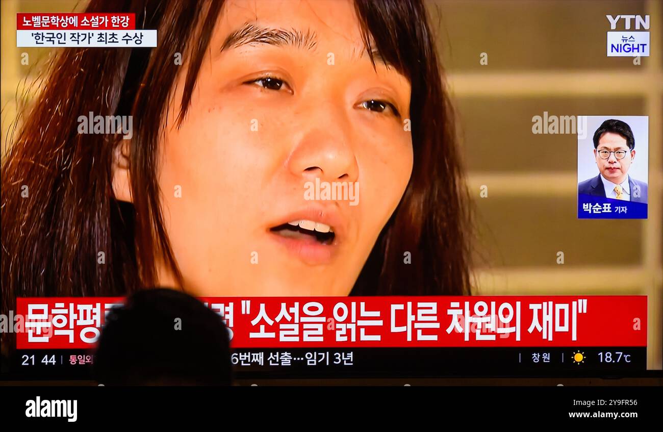 Seoul, South Korea. 10th Oct, 2024. A 24-hour YTN TV broadcast at Seoul Railway Station in Seoul ...