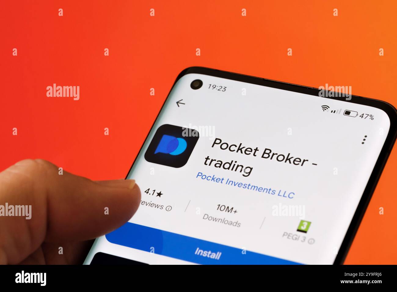 Broker app hi-res stock photography and images - Alamy