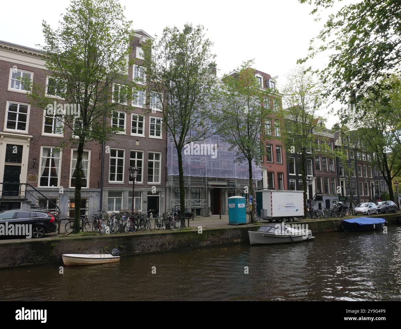 Amsterdam, North Holland, The Netherlands, October 2th, 2024: Canal ...